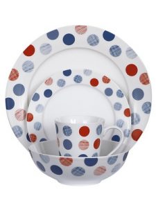 Fab Friday Bargain: Swan textured spot dinner set ~ Fresh Design Blog