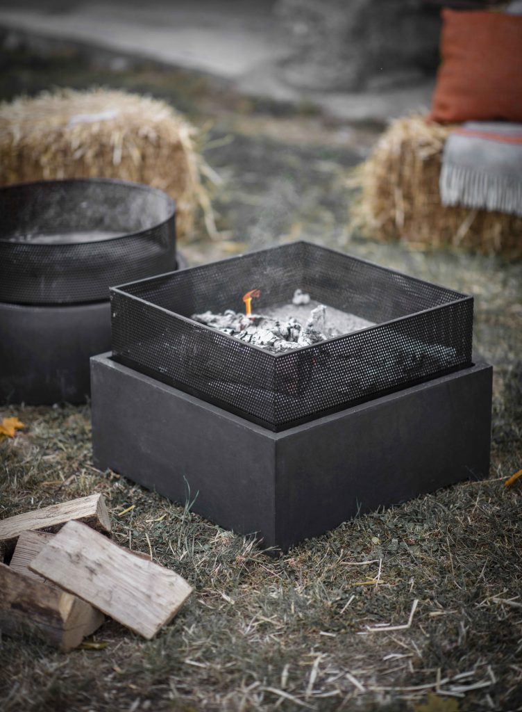 How To Create an Outdoor Space That's Perfect for Socialising ~ Fresh ...