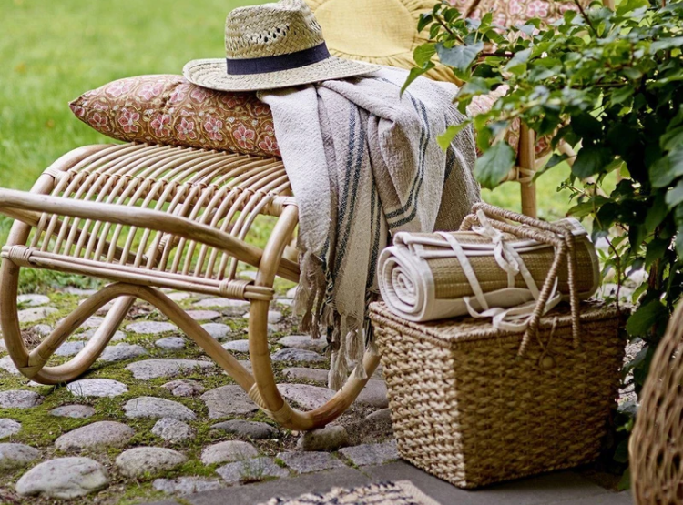 Top 10 Spring Picnicware Ideas ~ Fresh Design Blog