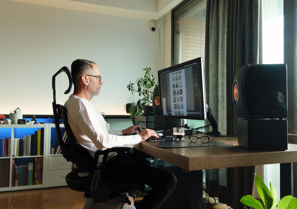 6 Must-Have Things in Your Home Office ~ Fresh Design Blog
